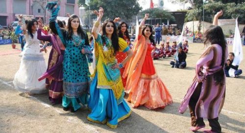 Pakistani girls pictures